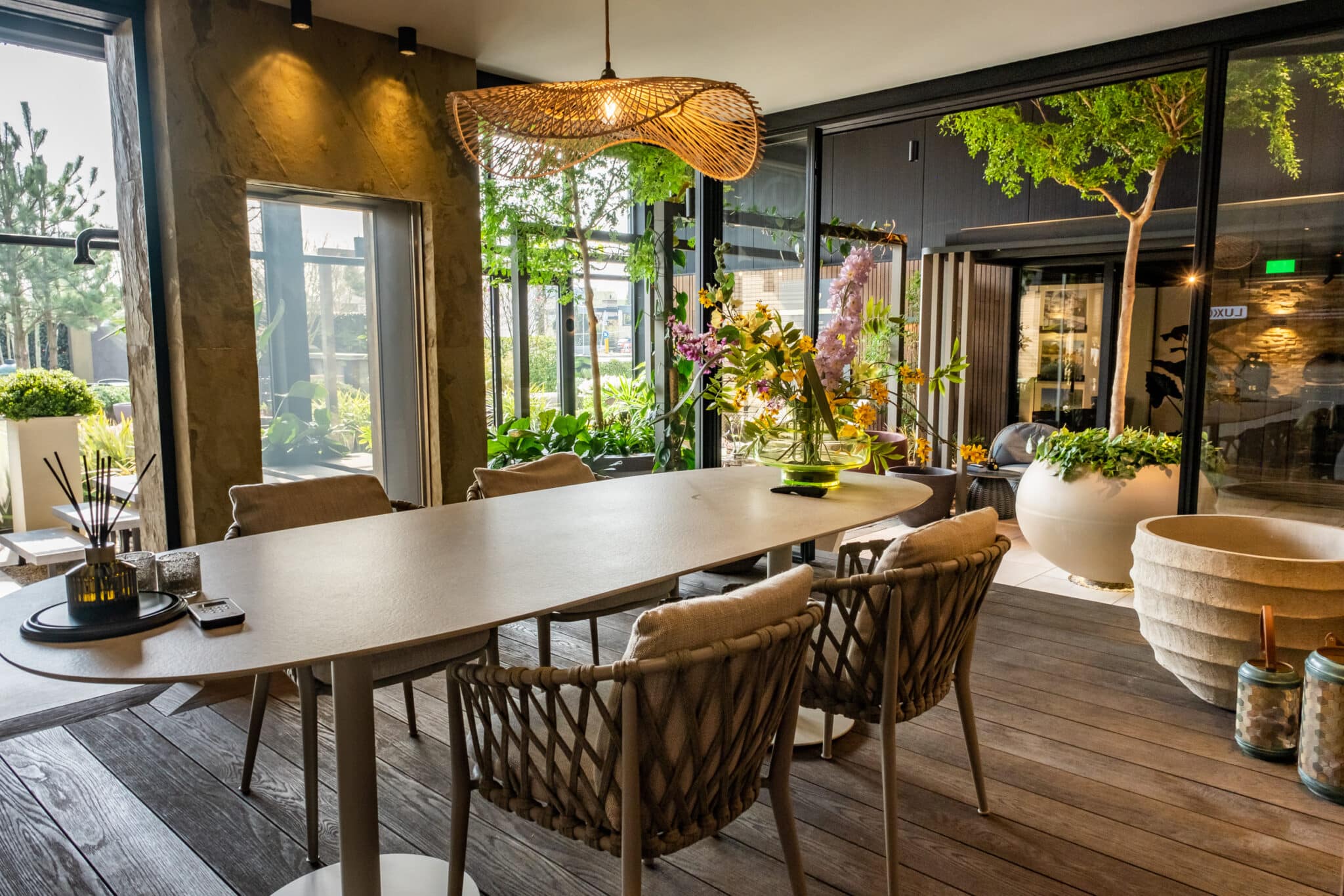 GBI: Jouw Partner voor luxe tuinen en buitenruimtes